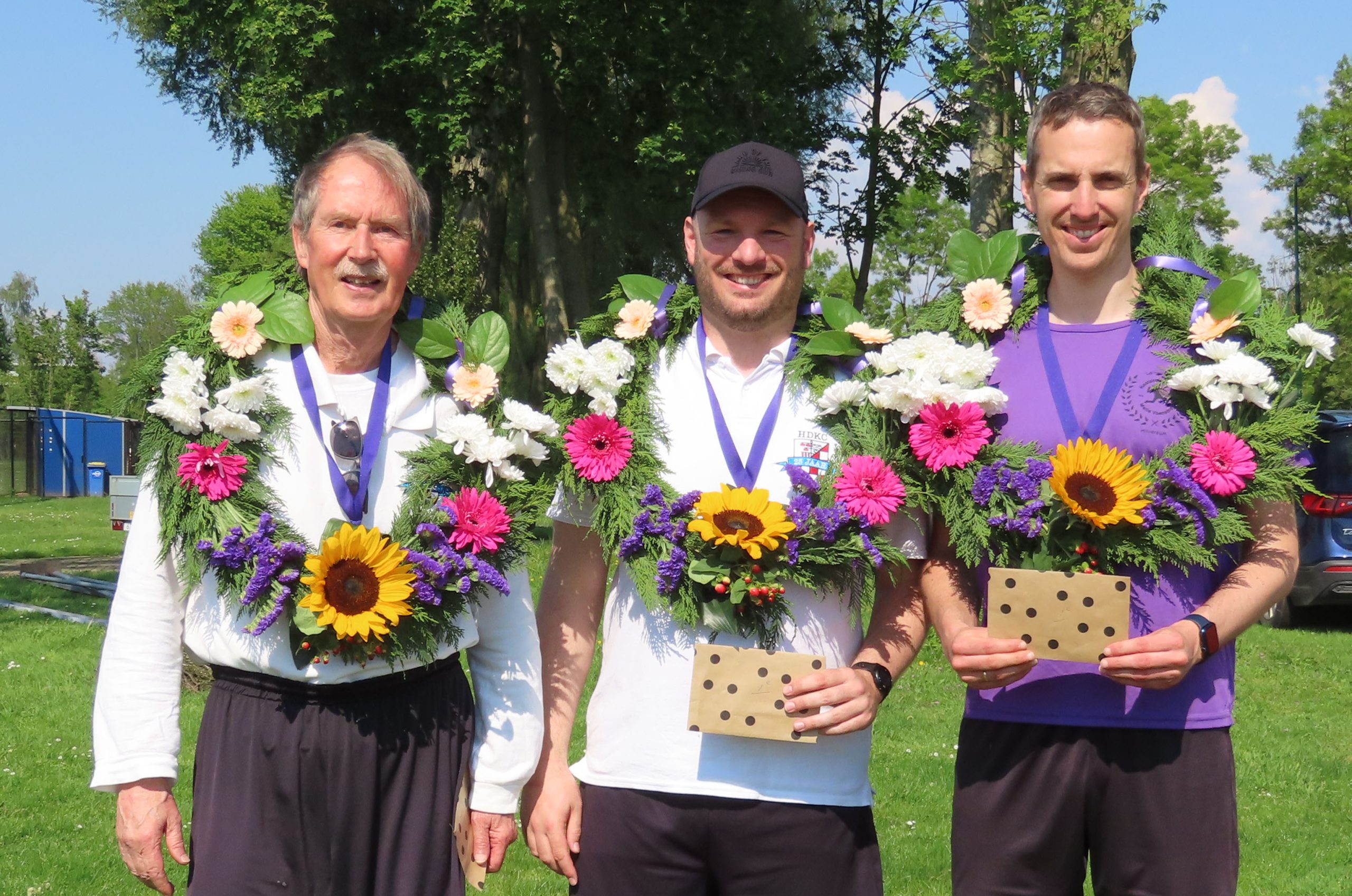 FBA viert feest bij 100 jarig jubileum - kaatsen.nl