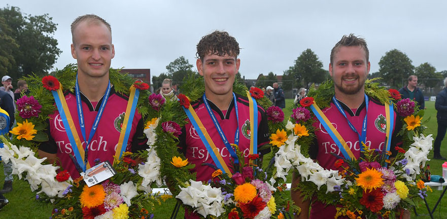 Formatie Youri de Groot plaatst zich alsnog voor de PC - kaatsen.nl