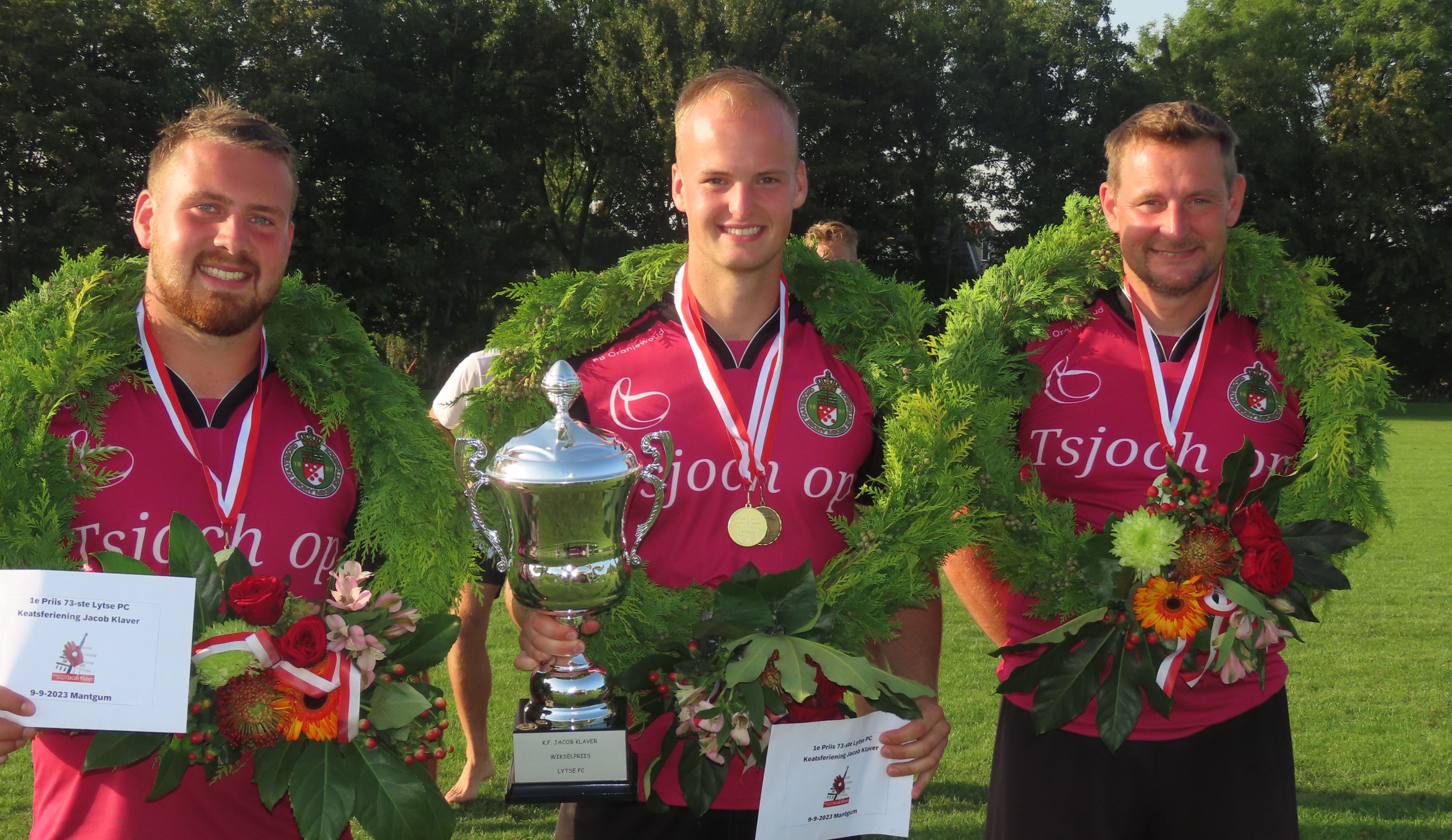 Youri de Groot koning in Mantgum bij v.f. heren 1e klasse - kaatsen.nl